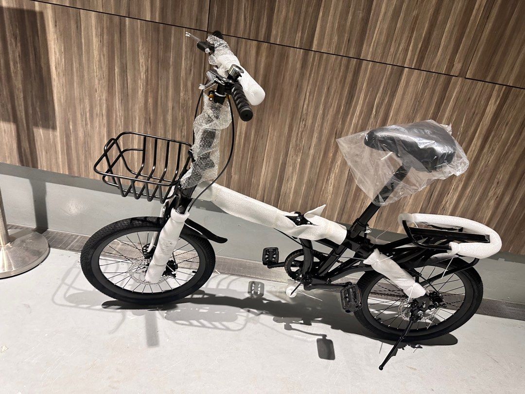 Mercedes Benz Bike Foldable Bicycle, Sports Equipment, Bicycles & Parts, Bicycles on Carousell