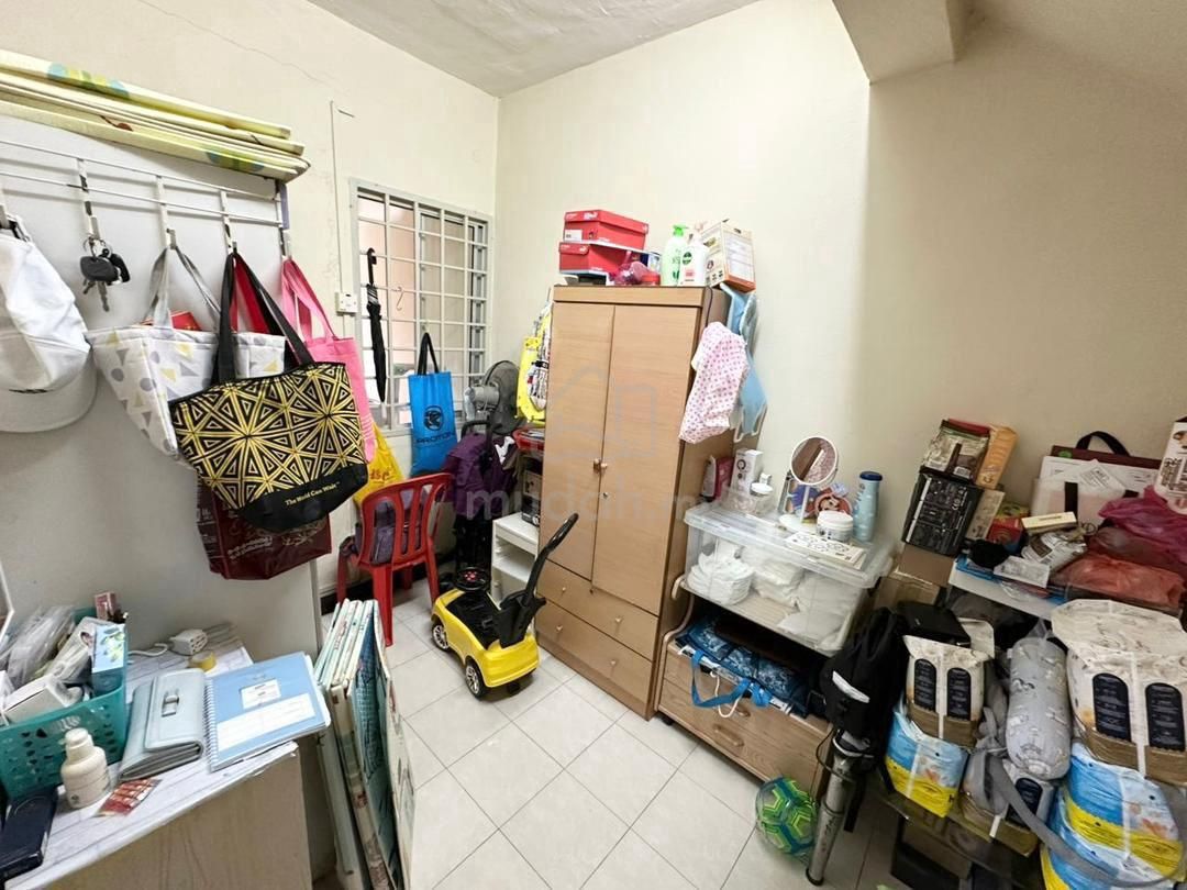 Puteri Wangsa Jalan Lading Double Storey Low Cost House, Property, For ...