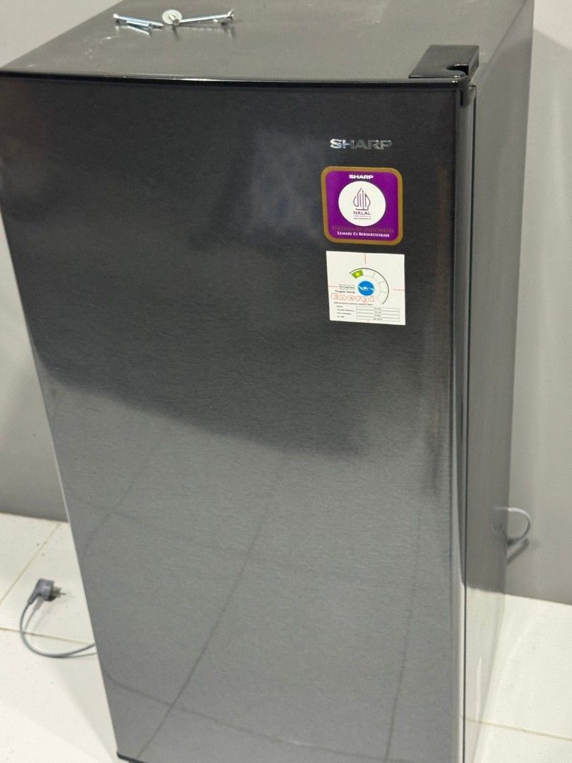 SHARP KULKAS 1 PINTU, Kitchen & Appliances di Carousell