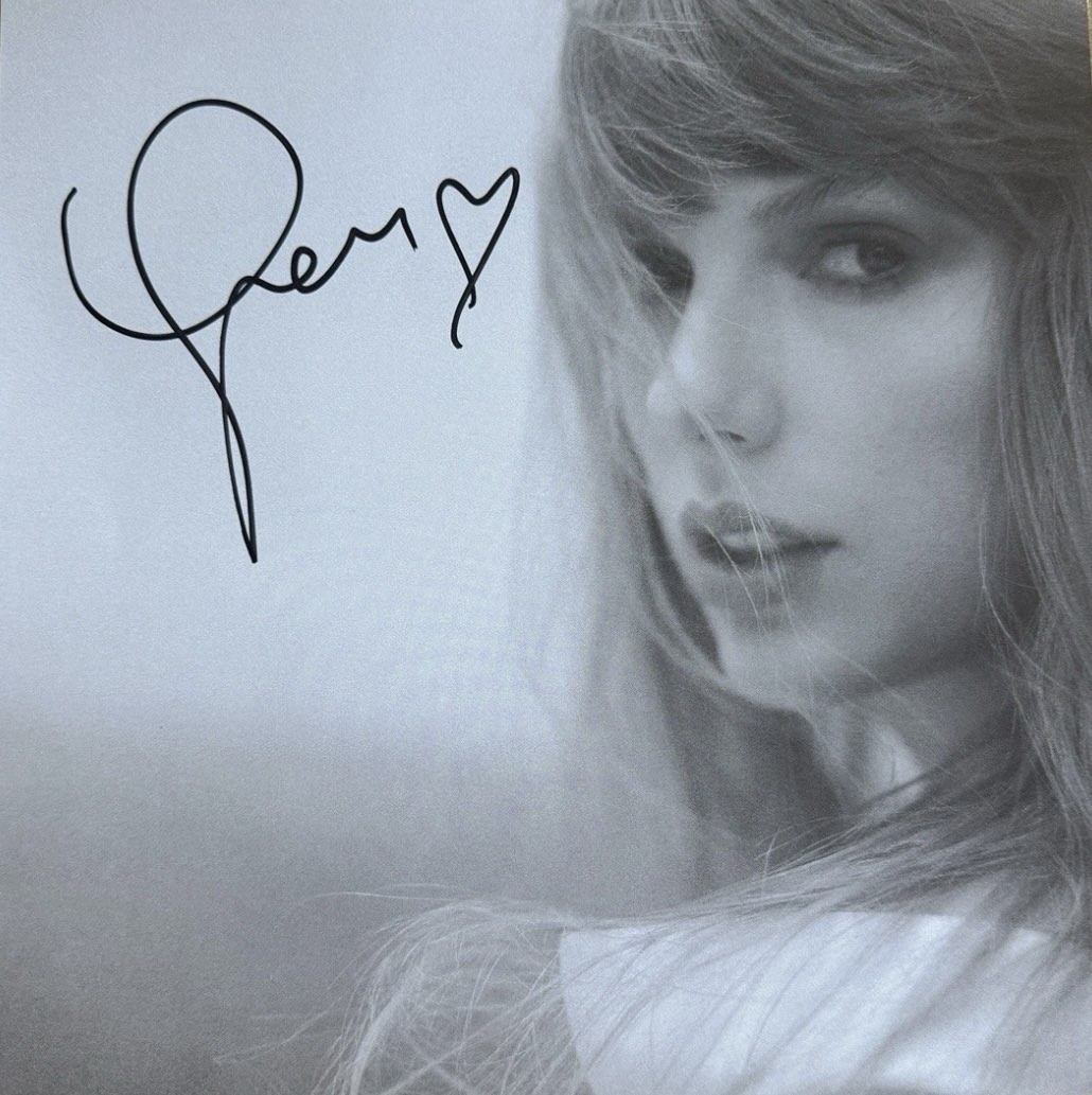 Taylor Swift Autographed Vinyl ( The Tortured Poets Department ...