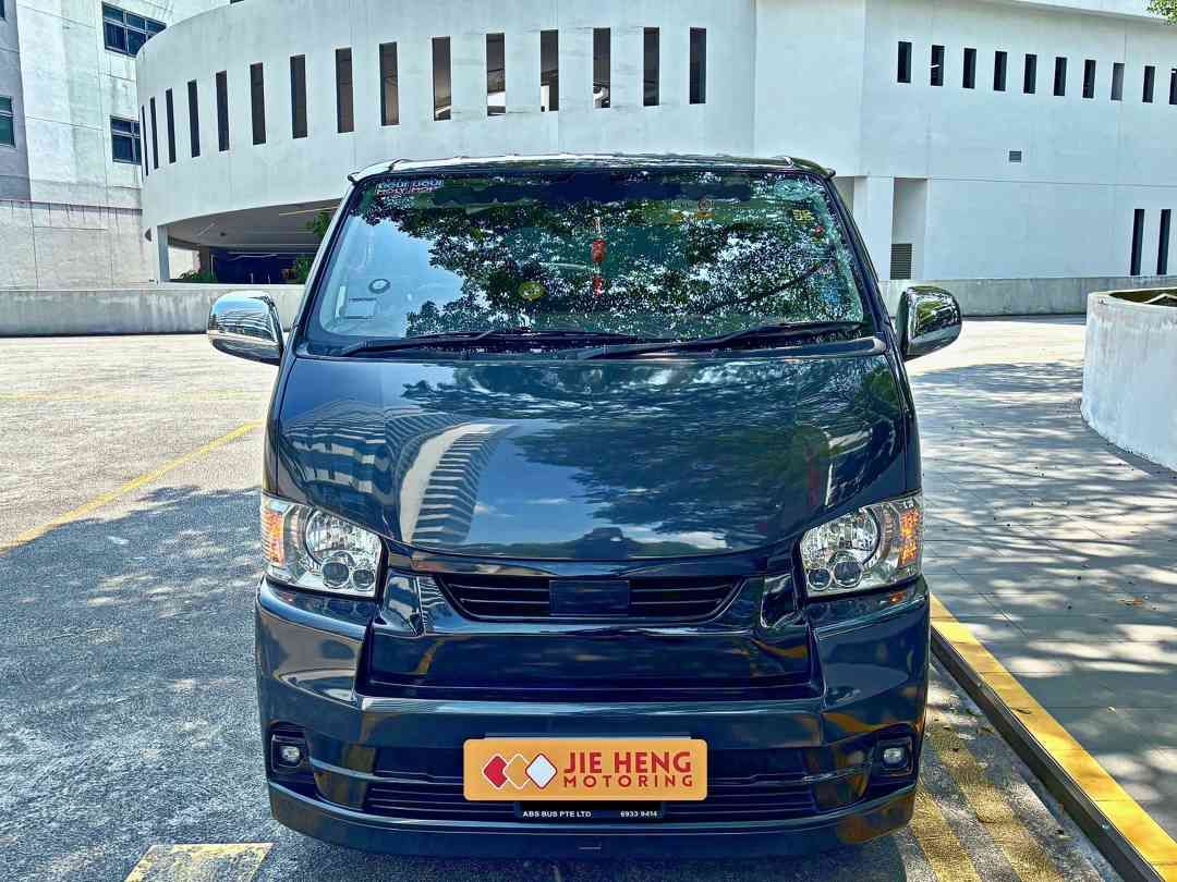 Toyota Hiace 2.8 Super GL Dark Prime Auto, Cars, Commercial Vehicles ...