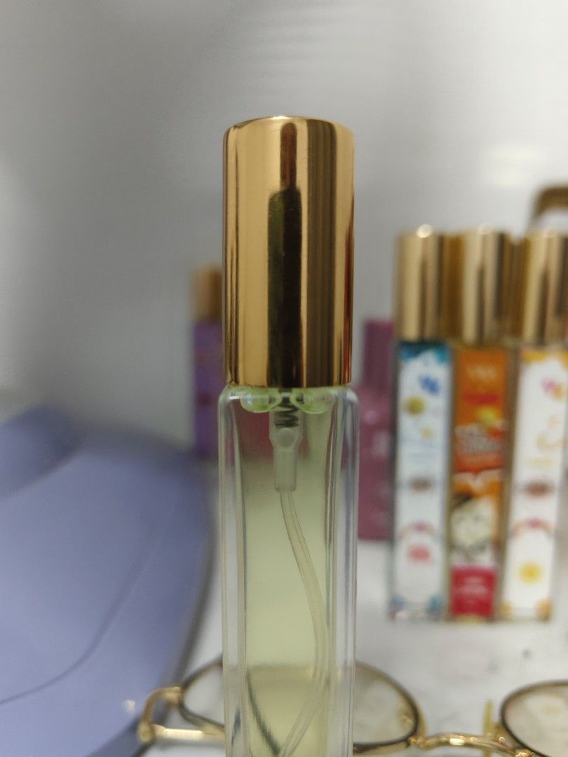 Yaya Empire Selena / Pretty perfume, Beauty & Personal Care, Fragrance ...