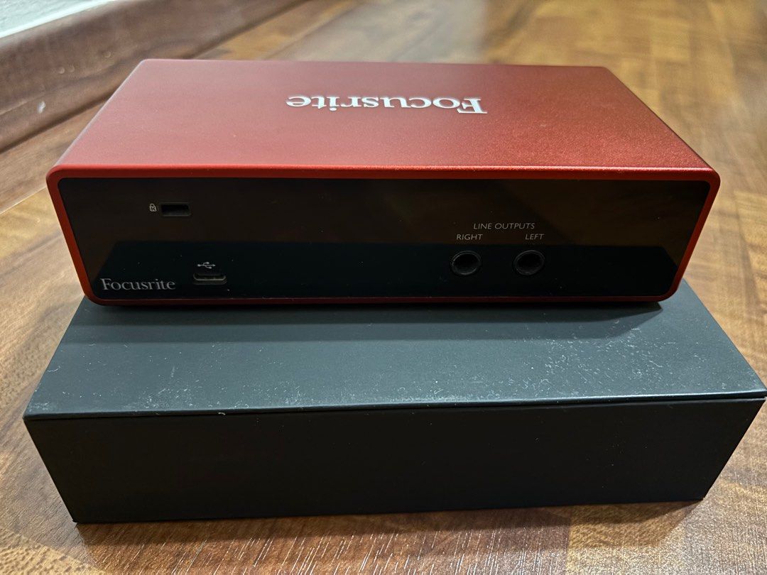 Focusrite Scarlett 2i2 Audio Interface, Audio, Other Audio Equipment on Carousell
