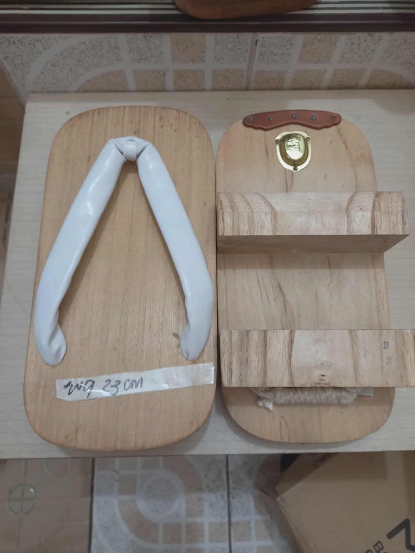 Japanese wooden clogs geta kimono slipper, Men's Fashion, Footwear ...