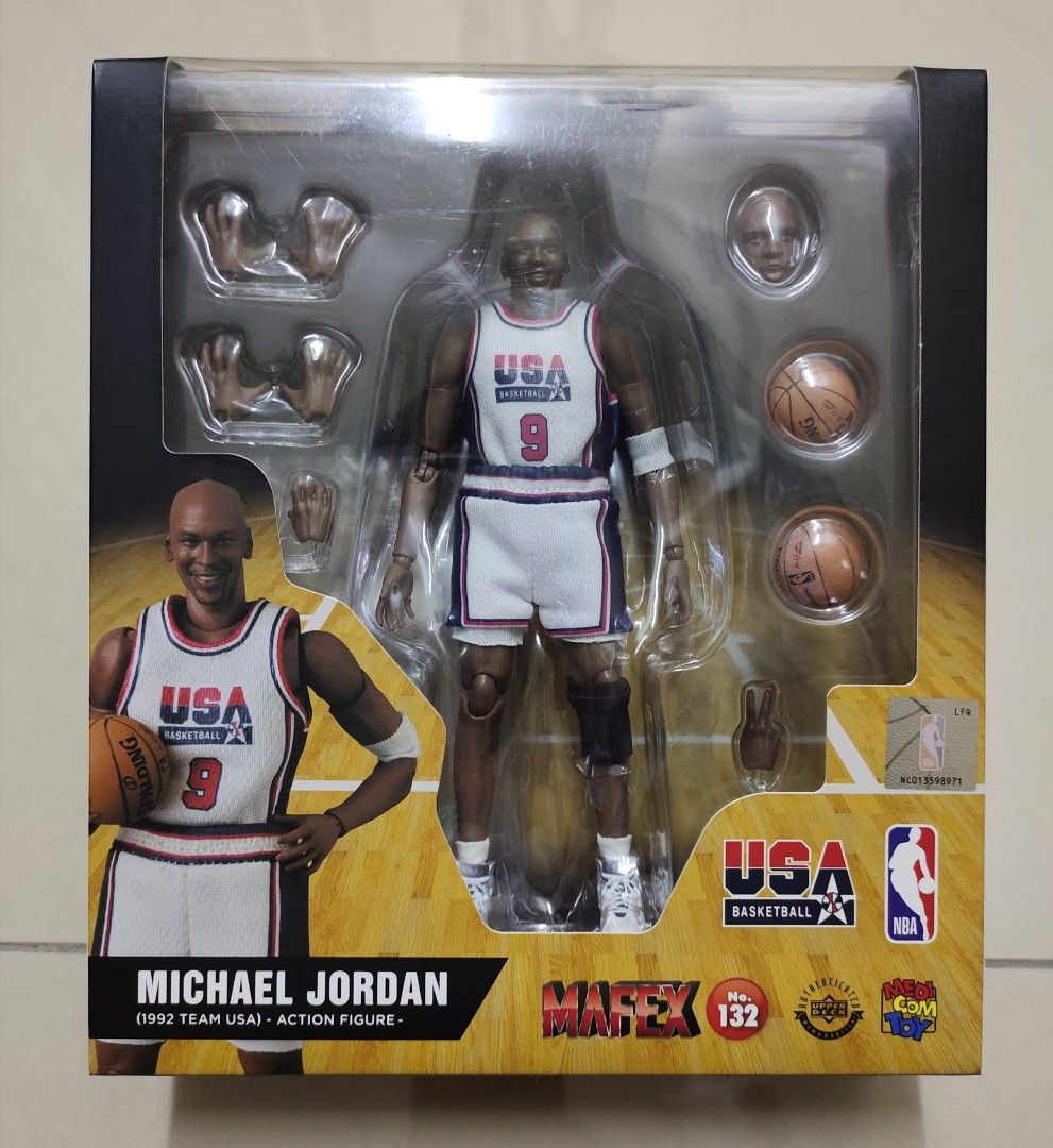 Medicom MAFEX No.132 Michael Jordan 1992 Team USA MISB, Hobbies & Toys ...