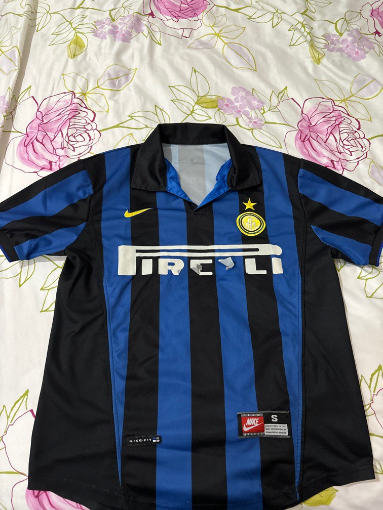 Nike 1998 AC Milan Jersey Kit, Men's Fashion, Activewear on Carousell