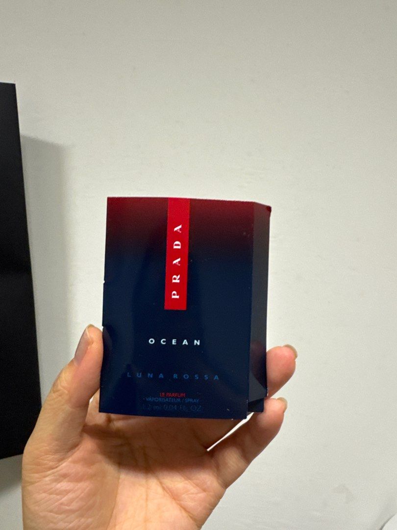 Prada Luna Rossa Ocean Sample, 美容＆個人護理, 健康及美容 - 香水＆香體噴霧 - Carousell