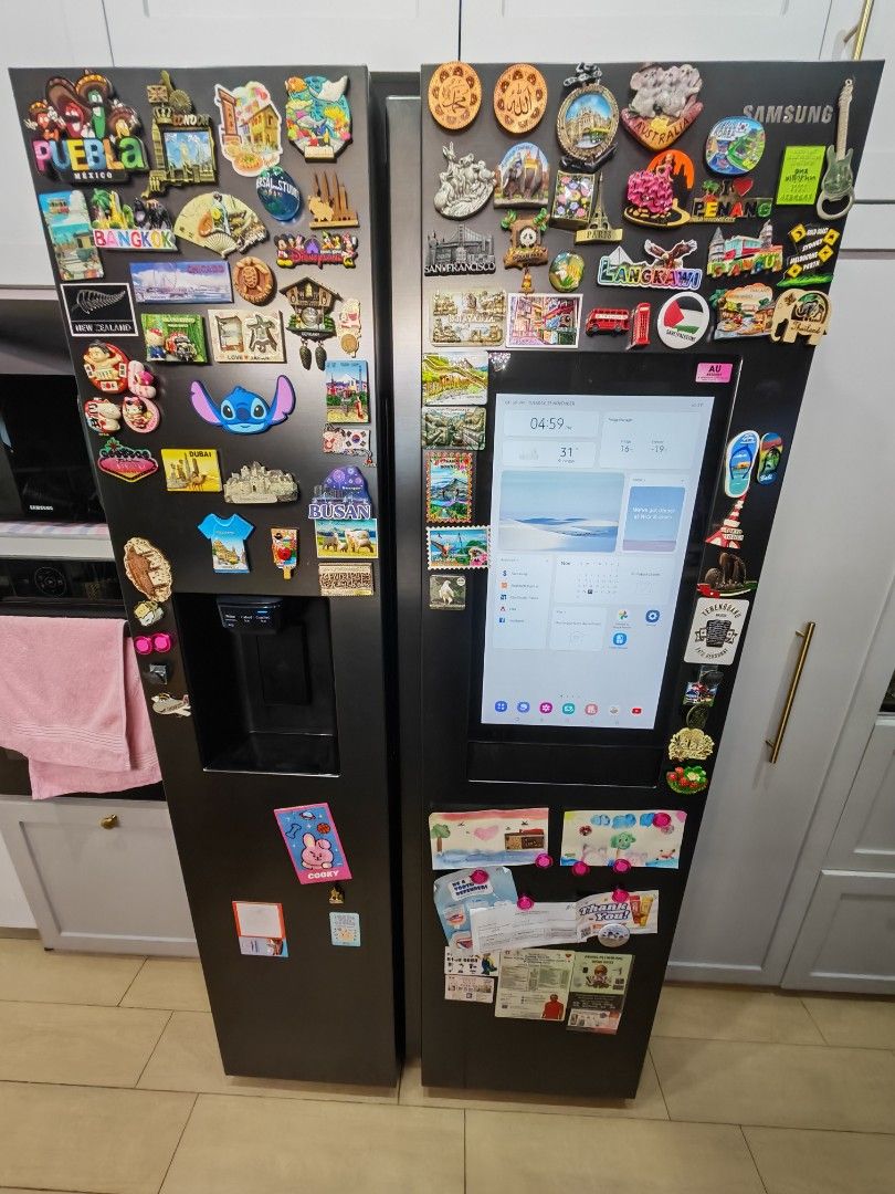 Samsung Smart Family Hub Refrigerator with Display Panel, TV & Home ...