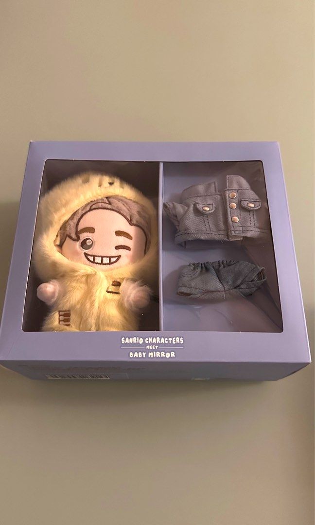 Sanrio X Baby Mirror Edan, 興趣及遊戲, 收藏品及紀念品, 明星周邊 - Carousell