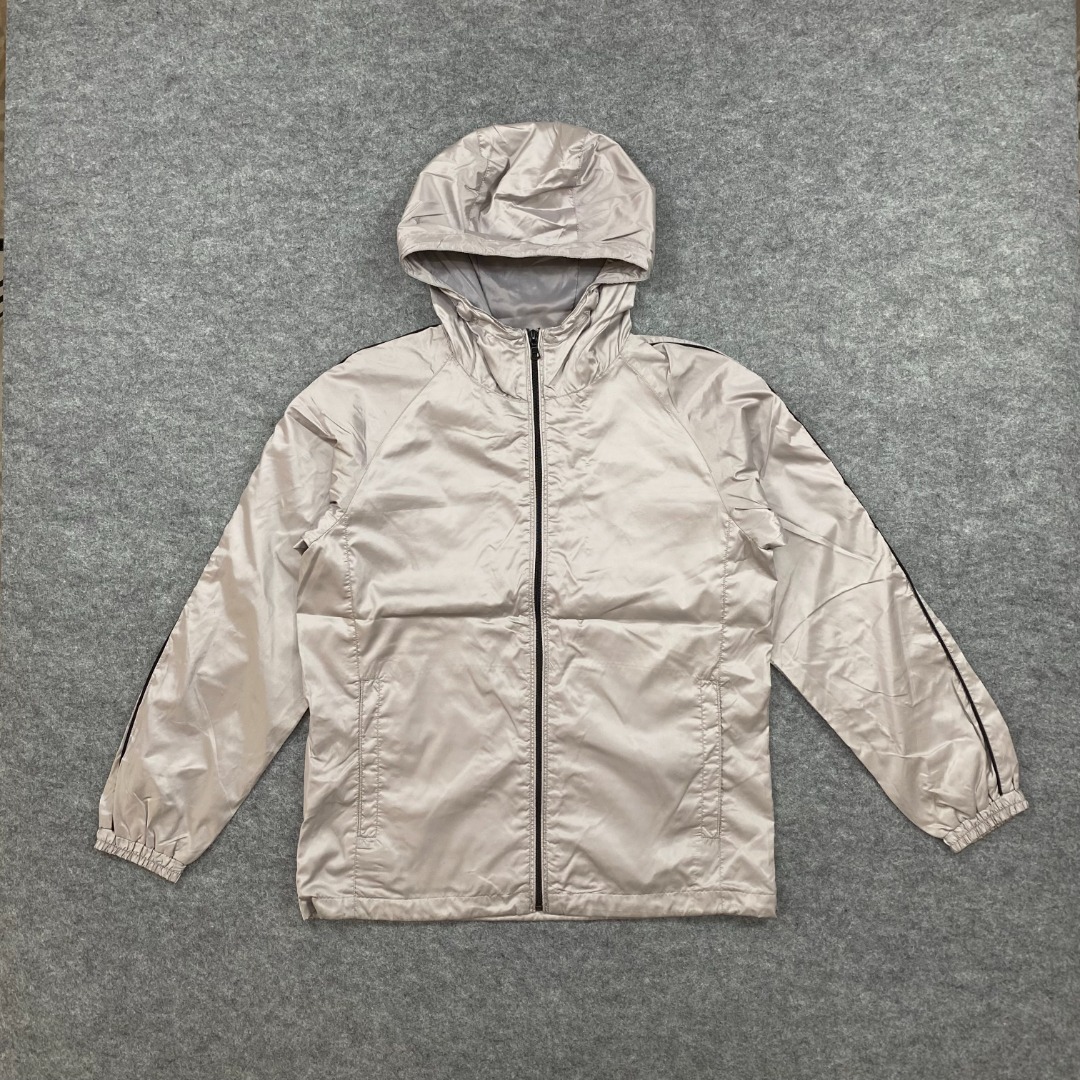 UNIQLO WINDBRAKER JACKET, Men's Fashion, Coats, Jackets and Outerwear ...