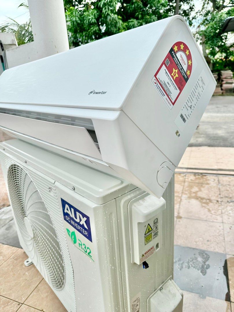 Aircond AUX 2.5 invrter R32, TV & Home Appliances, Air Conditioners & Heating on Carousell