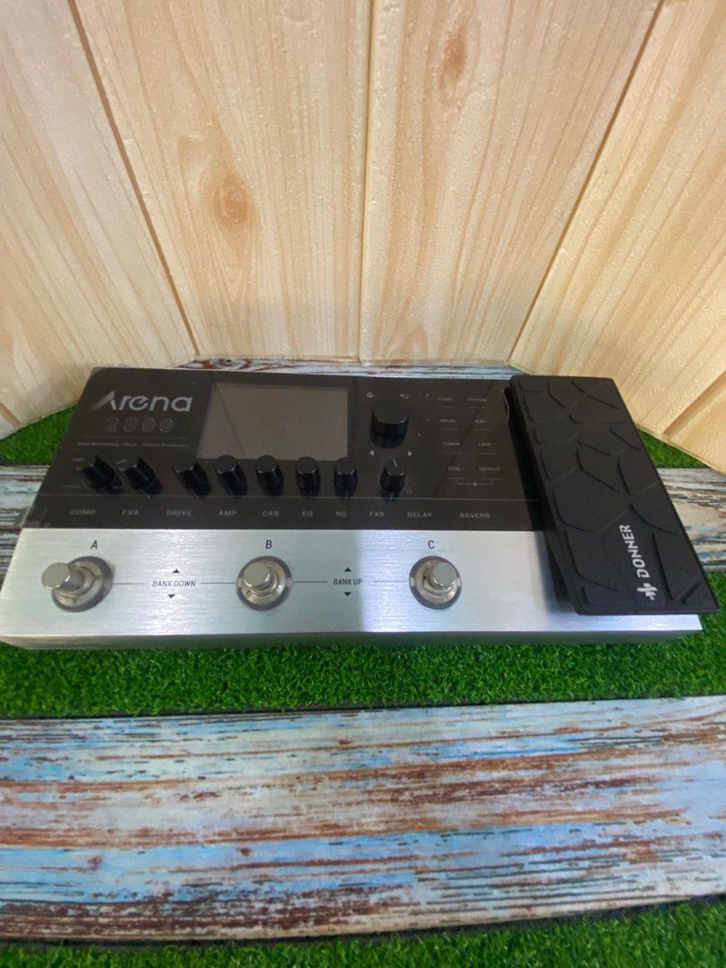Donner Arena2000 Guitar Multi Effect, Hobbies & Toys, Music & Media ...