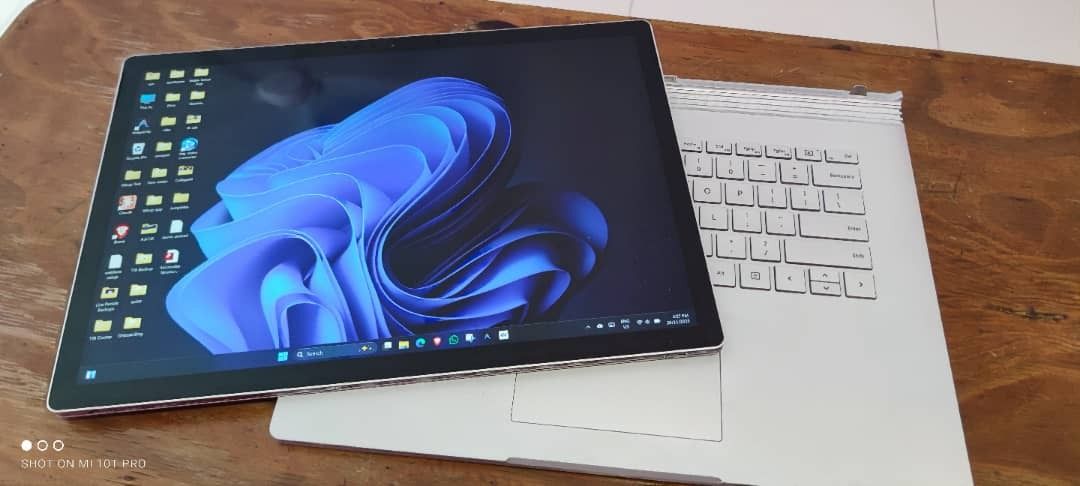 Microsoft Surface Book 2 15 inch - 16GB RAM - NVIDIA GeForce GTX 1060 ...