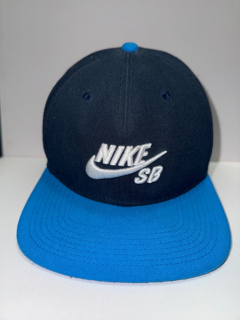 Nike SB Cap, Men's Fashion, Watches & Accessories, Cap & Hats on Carousell