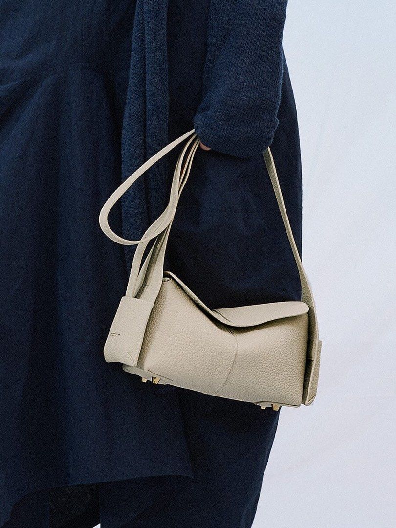 Songmont Mini Drippy Roof Bag - Ivory, Women's Fashion, Bags & Wallets ...