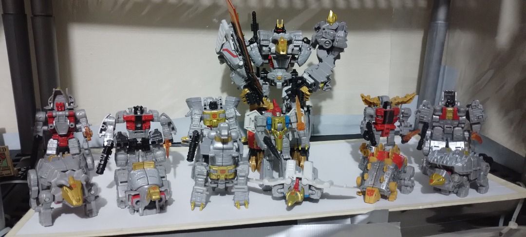 Transformers - Legacy Evolution - Core Class Dinobot Set with DNA ...