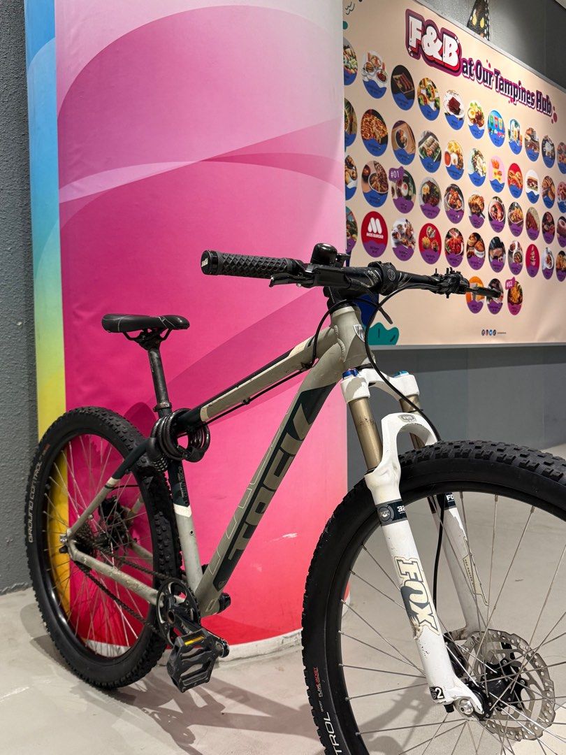 Trek Marlin 26 Mountain Bike Single speed / Dirt Jumper, Sports Equipment, Bicycles & Parts ...