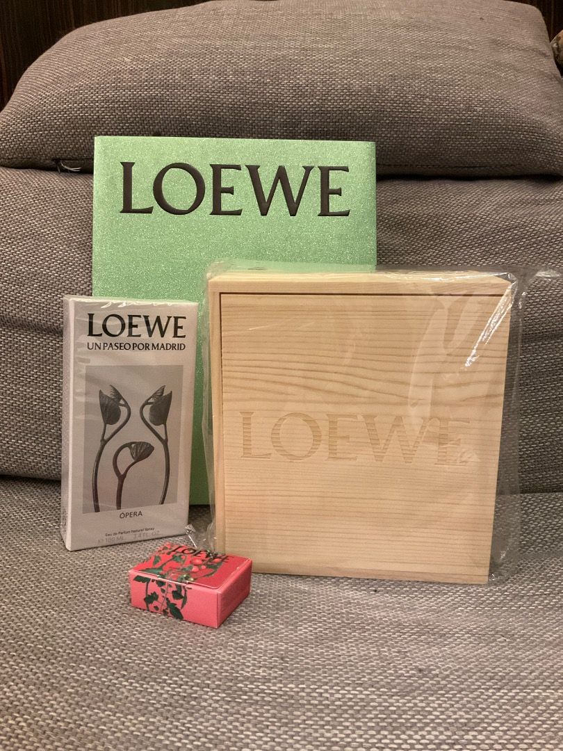 Xmas Gift Set - Loewe Unpaseo Por Madrid Opera with Wood Box + Brand ...