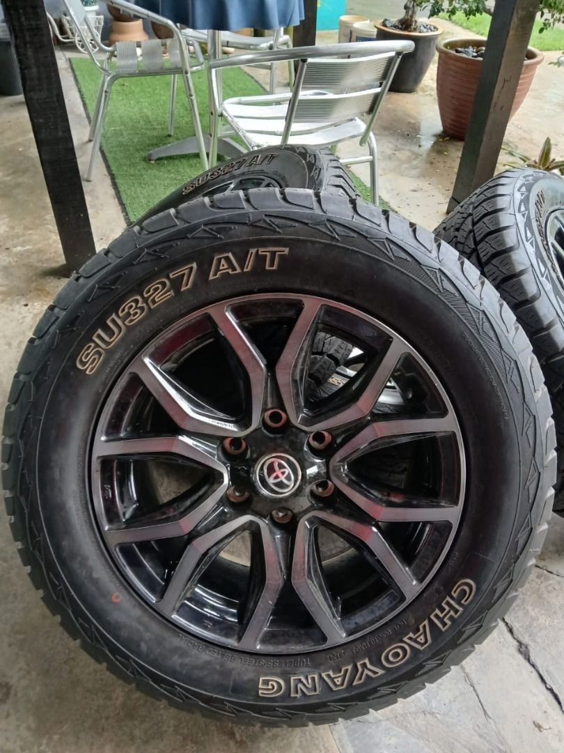 18" Original Rim Toyota Hilux Revo GR (Perfect condition), Auto ...