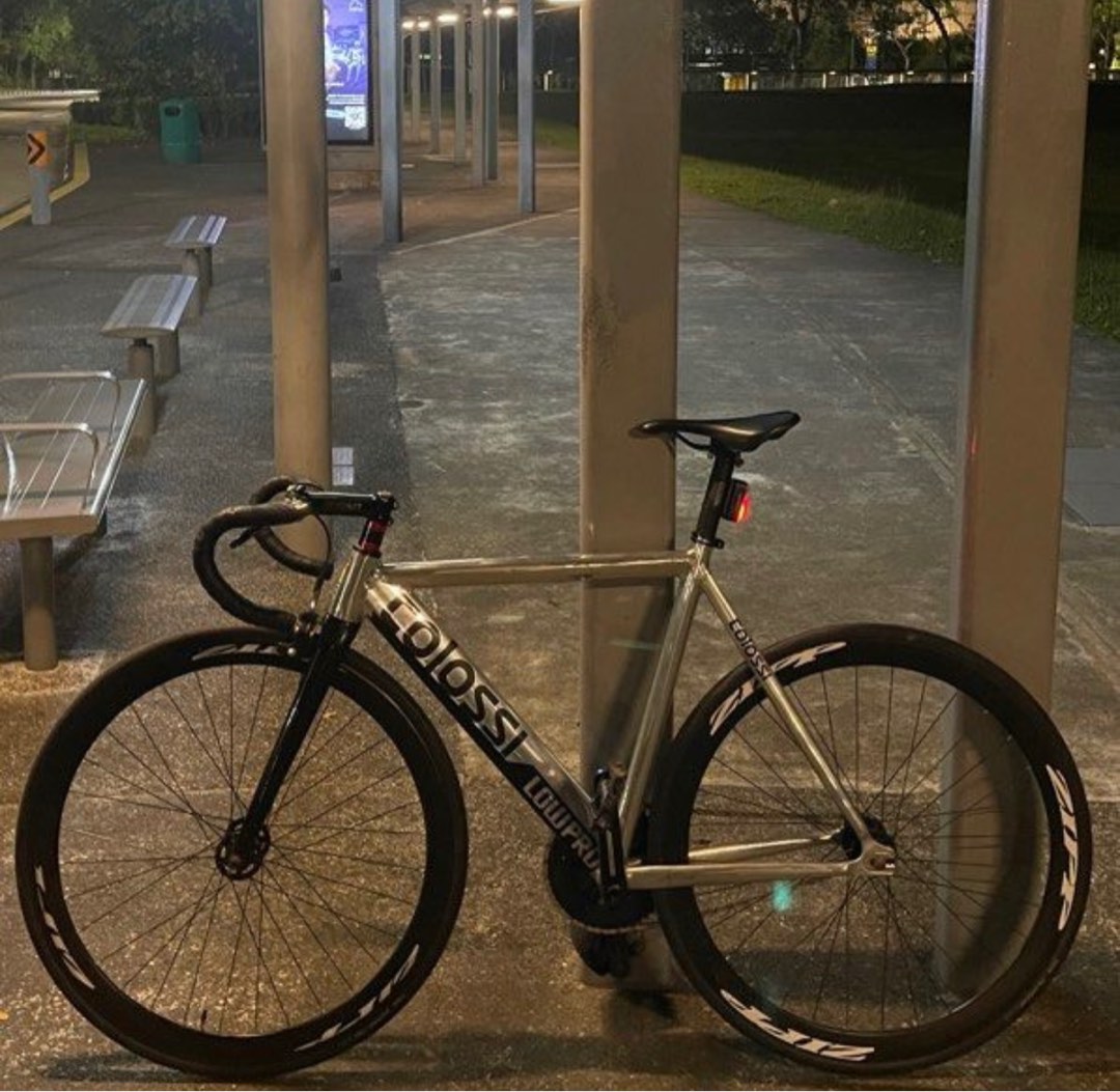 Colossi fixed gear bike, Sports Equipment, Bicycles & Parts, Bicycles ...