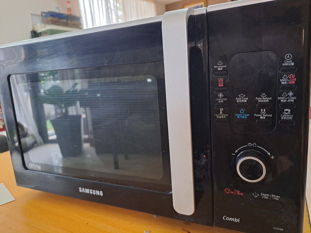 Excellent lightly used condition- Beautiful Samsung 28L, CE107BA ...