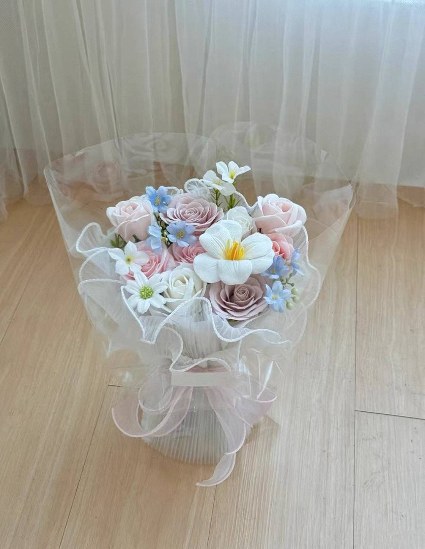 Fairy Meadow - Preserved Eternal Roses, Daises and Forget Me Nots ...