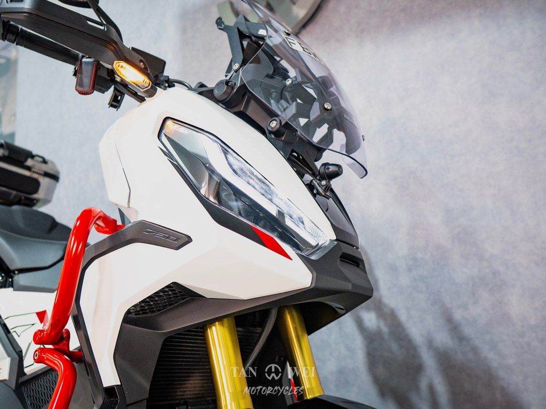 Honda ADV750 (XADV) V2, Motorcycles, Motorcycles for Sale, Class 2 on Carousell