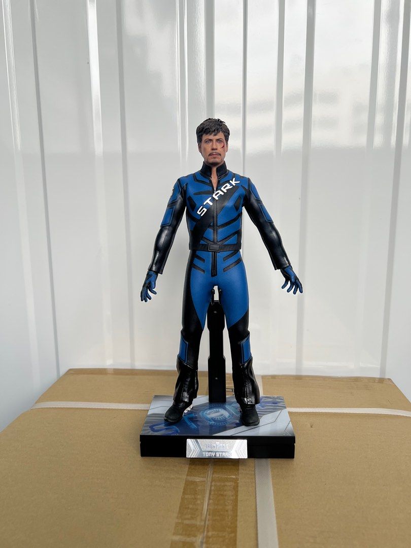 Hot toys MMS600 - Iron Man 2 - Tony Stark (Mark V Suit Up Version ...