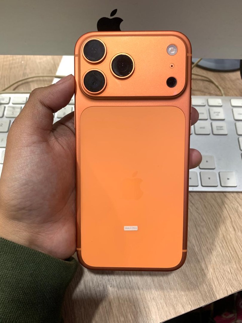 iPhone 17 Pro Max 256GB Garansi Resmi iBox Cosmic Orange Mulus, Telepon ...