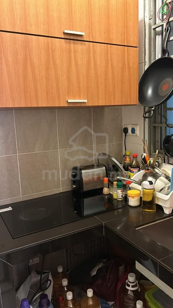 Koi Kinrara, Bandar Puchong Jaya, Facing Swimming Pool, Renovated Unit ...