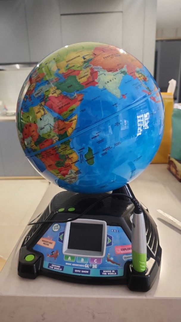 LeapFrog Magic Adventures Globe, Hobbies & Toys, Toys & Games on Carousell