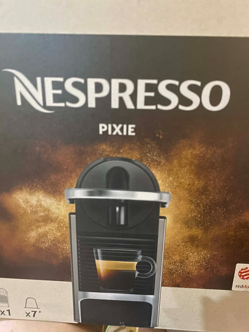 Nespresso Coffee Machine Pixie C62, TV & Home Appliances, Kitchen ...