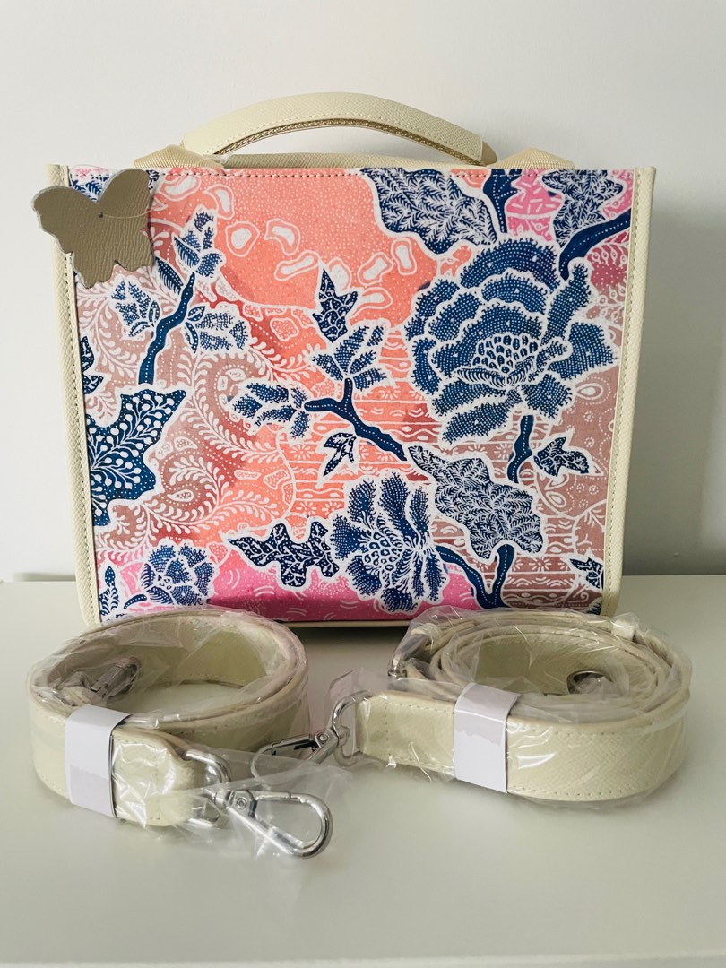 (trades possible) BNWT Peach Ima Batik Tote Bag in Almond, Women's ...