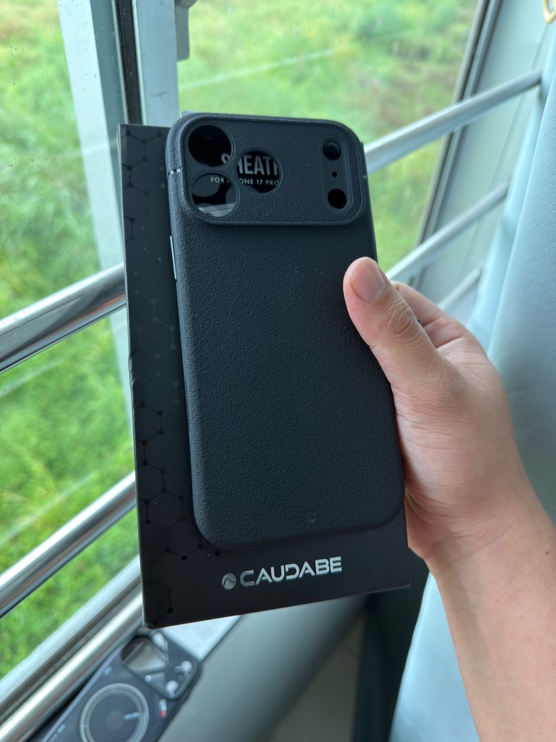 CAUDABE SHEATH 17 PRO MAX BLACK, Mobile Phones & Gadgets, Mobile ...