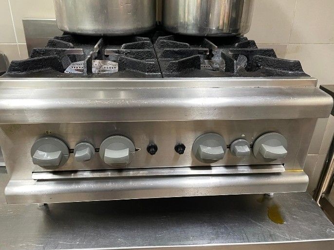 Commercial Stainless Steel MSM 4 Gas Stove, TV & Home Appliances ...