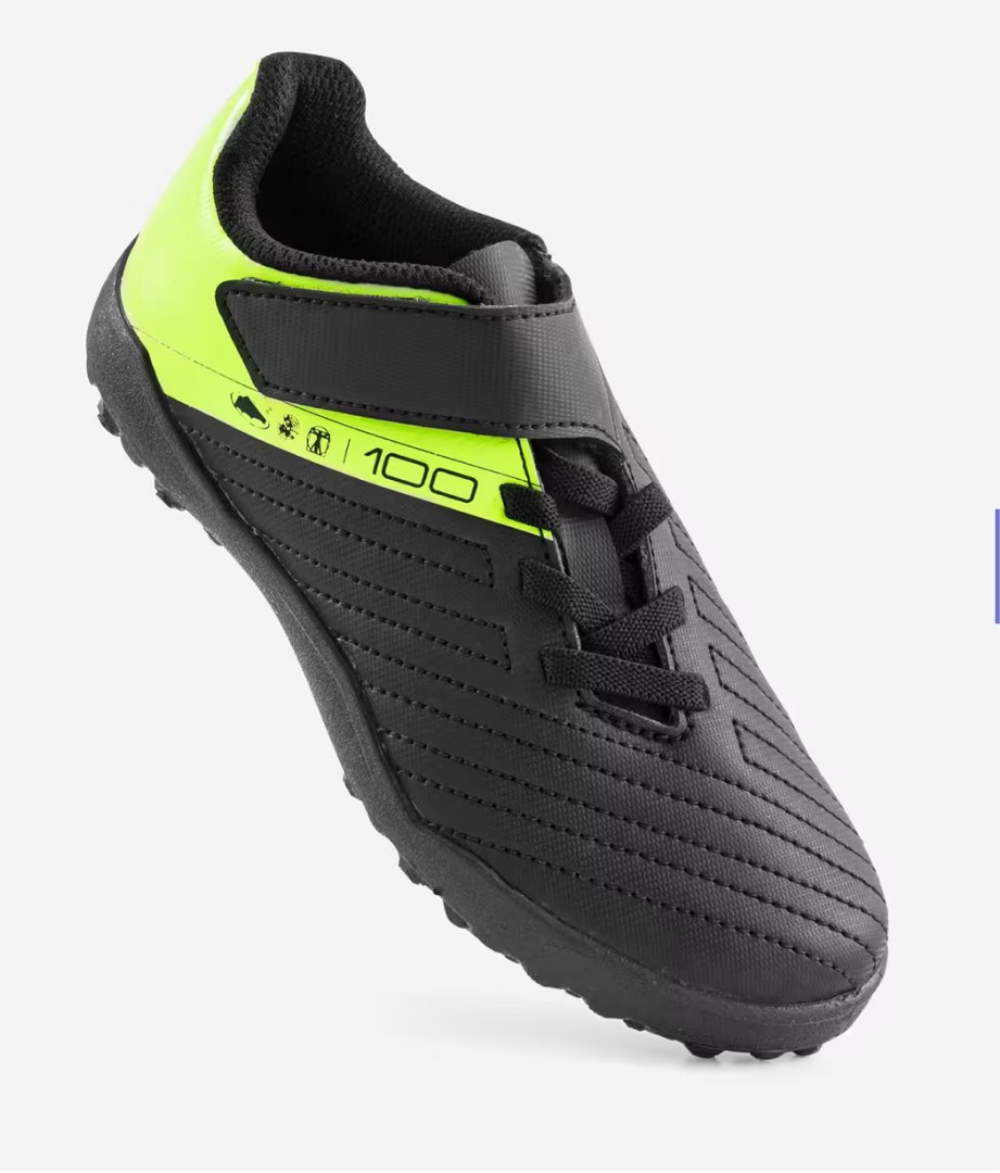 Decathlon kids Rip-Tab turf football shoes UK10.5C, Babies & Kids ...
