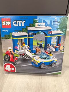 LEGO City Police Station 60047 - Complete Set (Used), Hobbies & Toys ...