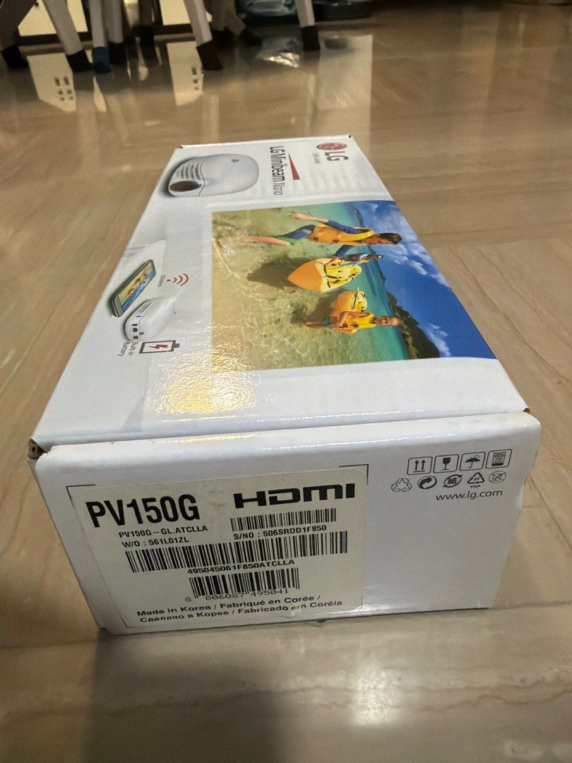LG Minibeam Nano Projector - PV150G, TV & Home Appliances, TV ...
