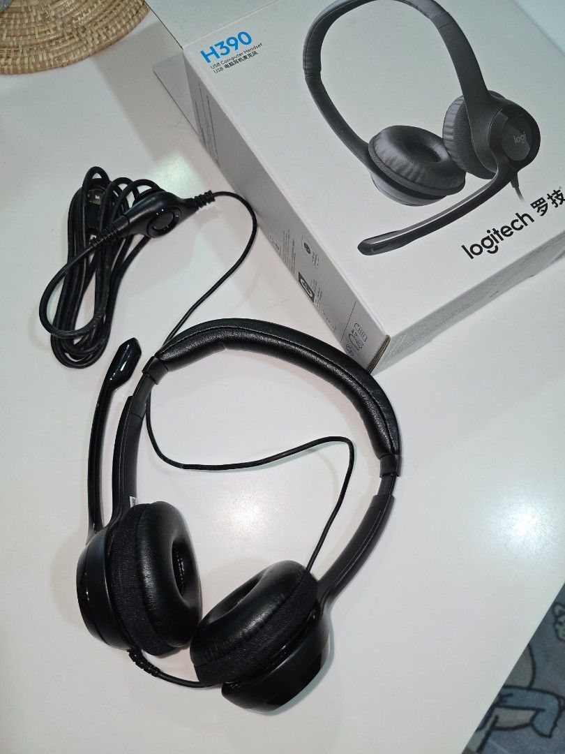 Logitech H390 USB Headset Call Centre, Audio, Headphones & Headsets on ...