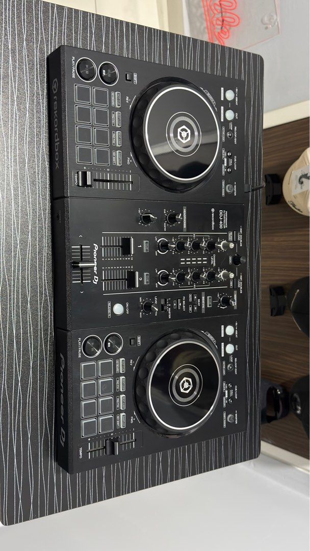 Pioneer DDJ 400, Hobbies & Toys, Music & Media, Musical Instruments on ...