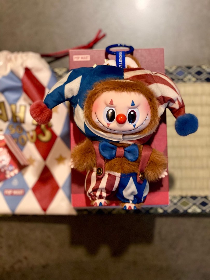 Pop Mart Labubu Circus Plush, 興趣及遊戲, 玩具 & 遊戲類 - Carousell