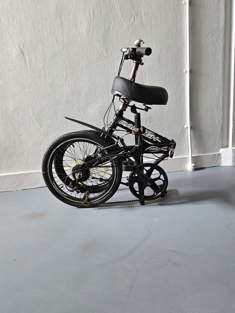 Raleigh Folding Bike - Black, Sports Equipment, Bicycles & Parts, Bicycles on Carousell