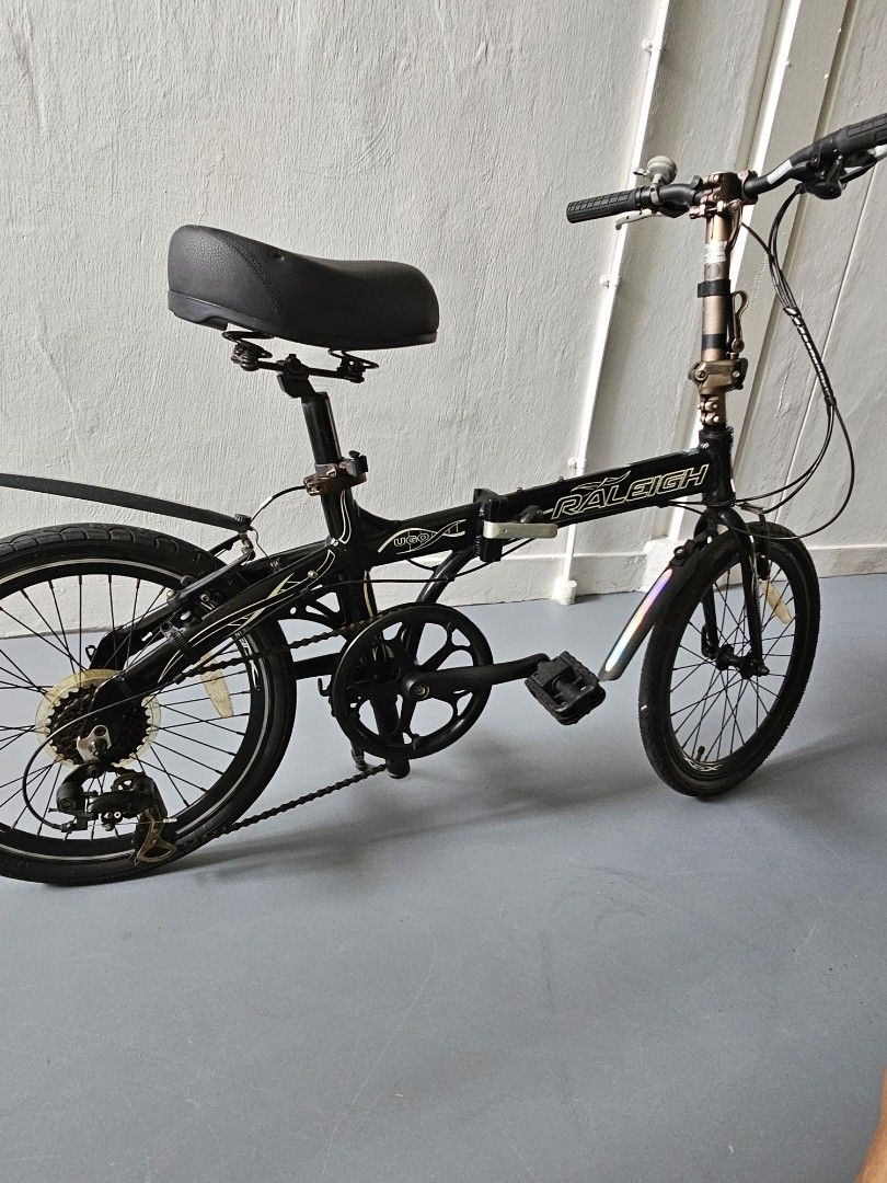 Raleigh Folding Bike - Black, Sports Equipment, Bicycles & Parts, Bicycles on Carousell