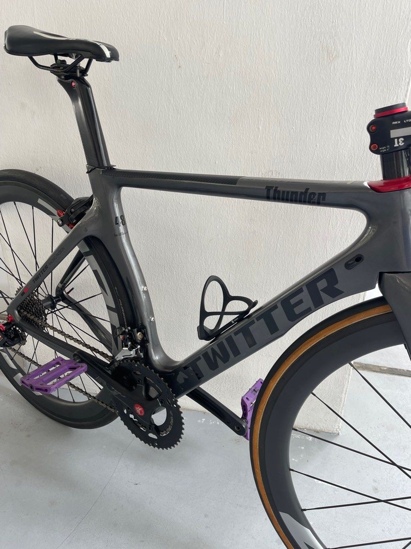 Twitter Thunder Carbon Road Bike, Sports Equipment, Bicycles & Parts ...