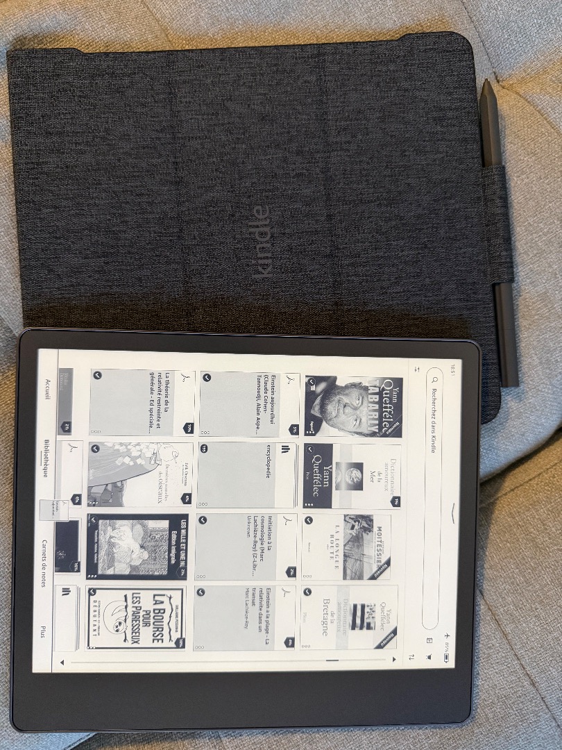 Amazon Kindle Scribe gen 1 with Pen and Cover, Mobile Phones & Gadgets ...