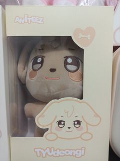 Ateez/Aniteez Tyudeongi (Yunho) pillow, Hobbies & Toys, Toys & Games on ...