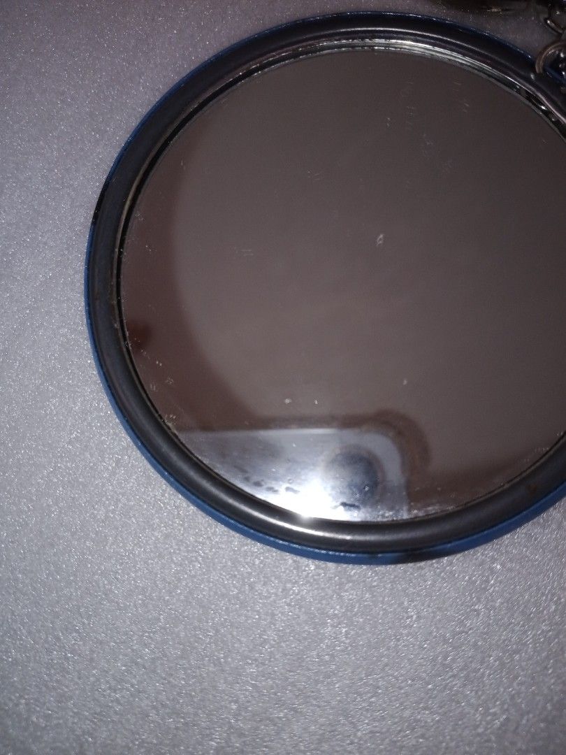 BTS Round Mirror Keychain, Hobbies & Toys, Memorabilia & Collectibles, K-Wave on Carousell