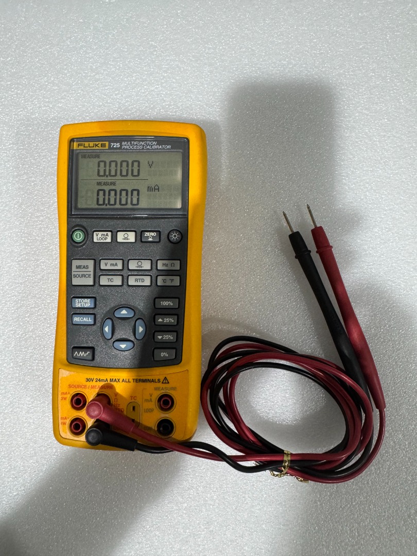 Fluke 725 Multifunction Process Calibrator, Computers & Tech, Office ...