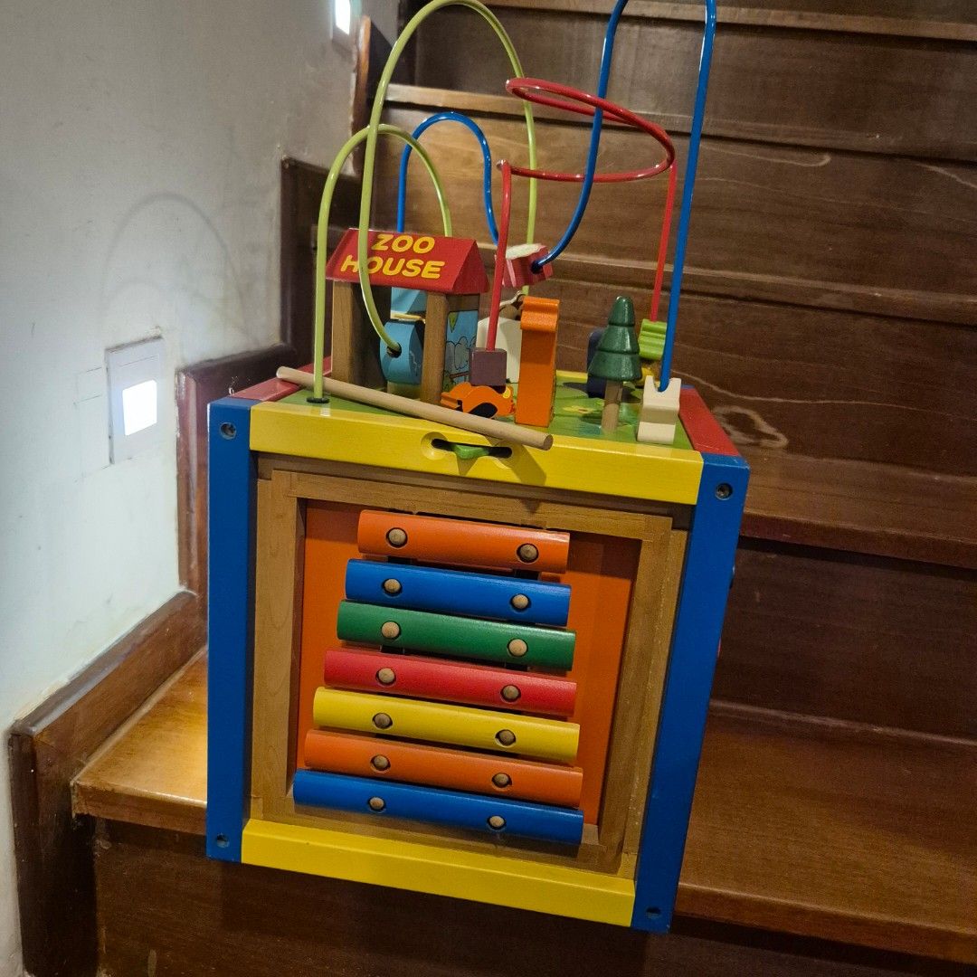 Giant Size Zoo House Wooden Activity Cube 30 x 30cm, Babies & Kids ...