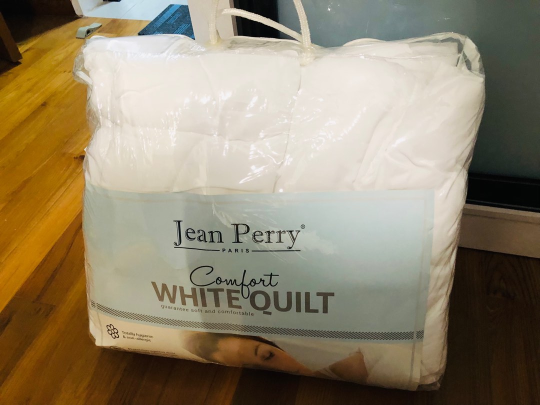Jean Perry White Quilt Super Single, Furniture & Home Living, Bedding ...